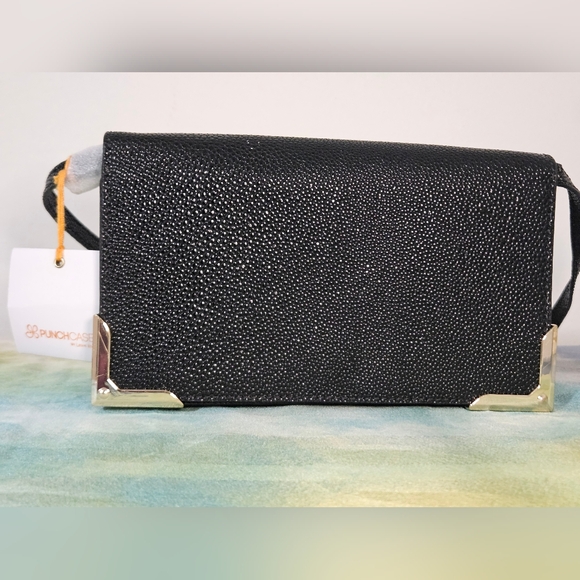 Punchcase | Bags | Punchcase By Leslie Hsu Sleek Black Pebbled ...